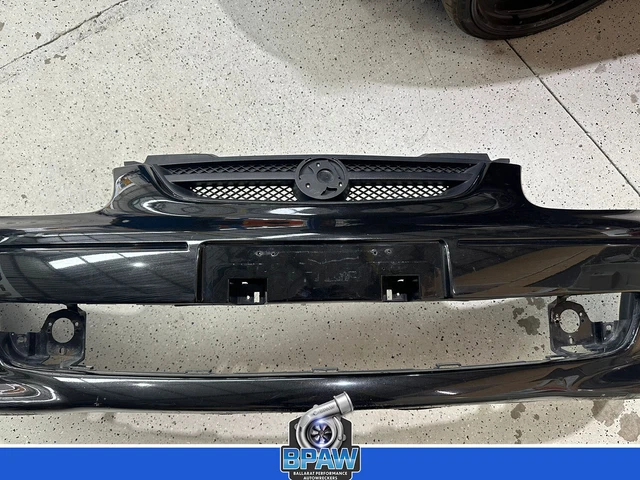 HOLDEN MONARO HSV CV8 front bumper $427.50 - PicClick AU