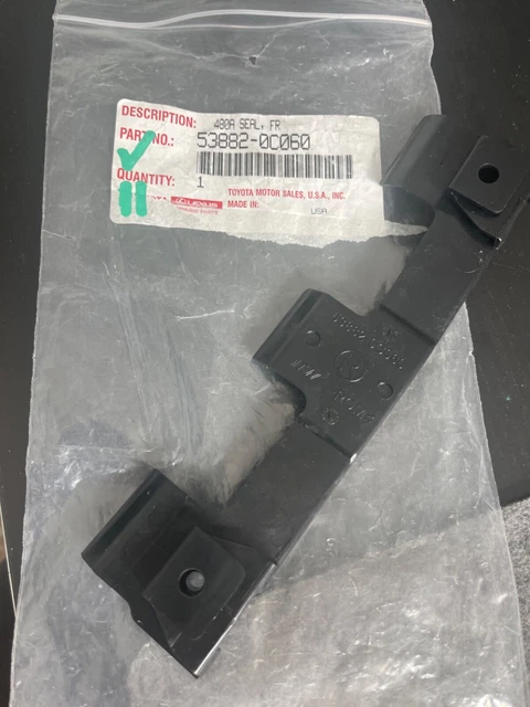 NEW GENUINE TOYOTA Fender Liner Seal RH 53882-0C060 $21.00 - PicClick