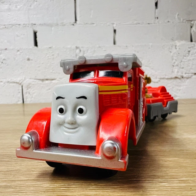 FLYNN - THOMAS the Tank Engine & Friends Trackmaster Motorised Battery ...