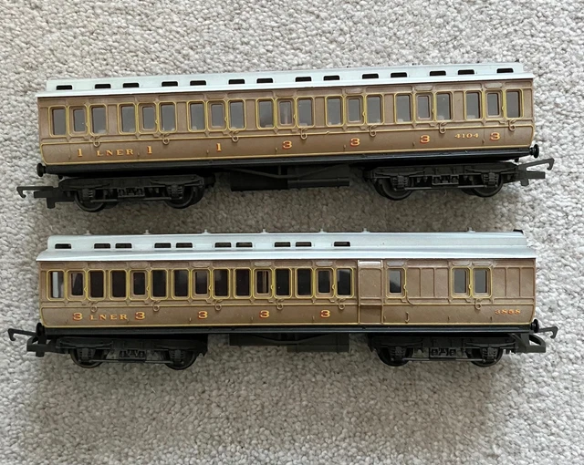 HORNBY LNER CLERESTORY Brake Coach & Composite Coach Teak Finish Boxed ...