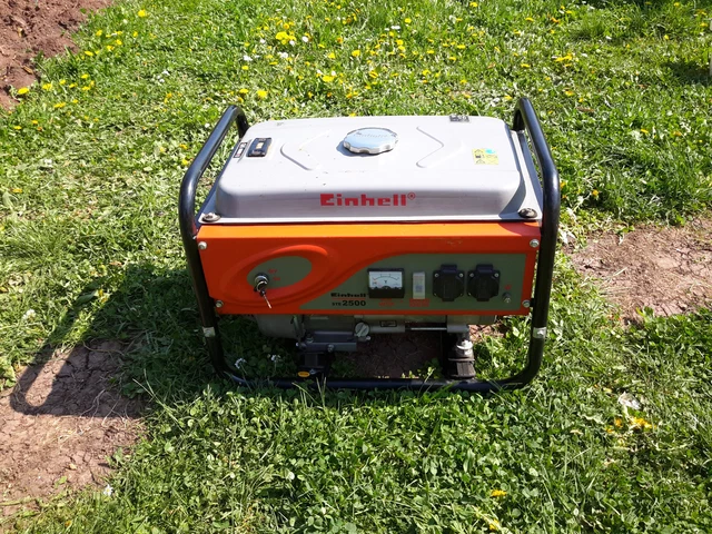 EINHELL STE 2500 Stromerzeuger (Benzin) Notstromerzeuger Generator ...