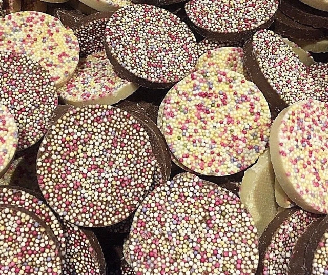 GIANT MILK WHITE Chocolate Jazzles Hannaha's Mega Jazzies Pick n Mix ...