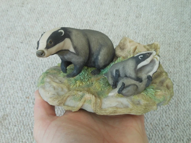 BORDER FINE ARTS The Chiltern Collection Badger family £15.99 - PicClick UK