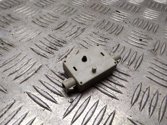 MINI COOPER R56 699009005 Amplificateur d'antenne Bootlid 1.40 Petrol ...