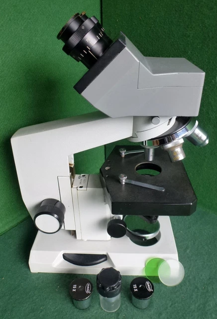 LOMO MICROSCOPE WAR.3 + Kyowa bino with 4 oculars and 5 objectives (ref ...