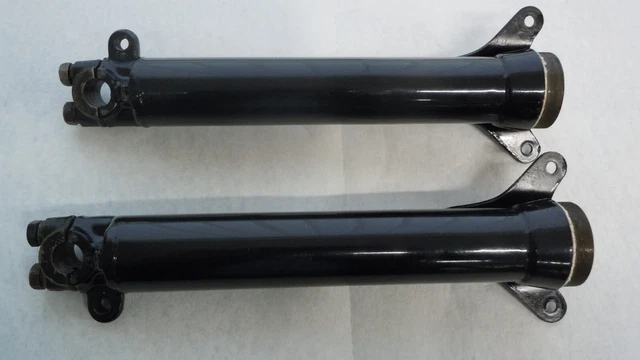 BSA A7 A10 Fork Leg Bottoms - Late Type 1960 on. £120.00 - PicClick UK