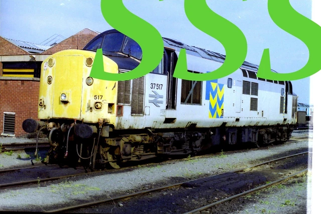 UK RAILWAYS 35MM COLOUR NEGATIVES: 37680-37517 at CARR LOCO, DONCASTER ...