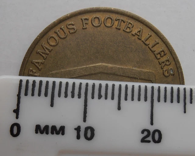 TEXACO 1969 FAMOUS Footballers Coin Derek Dougan Wolves & Northern ...