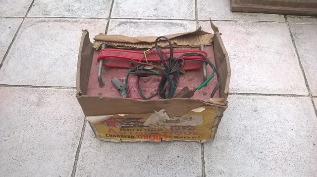 ANCIEN CHARGEUR DE batterie de voiture MICAFER GL2 avec sa boite d ...