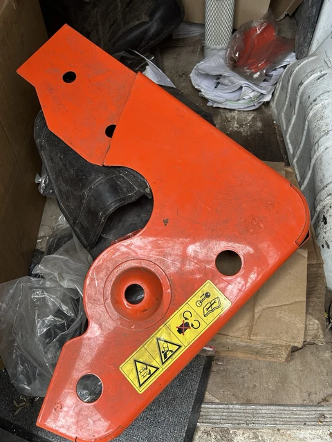 KUBOTA RIDE ON mower Deck Belt Guard Cover Gr 1600 Gr 2020 Gr 2120 ...