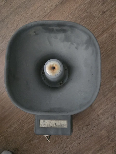 FEDERAL SIGNAL CORPORATION Siren Models Q / Q2 / Q2B Replacement Badge ...