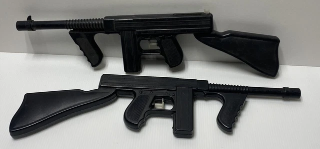 VINTAGE PARK PLASTIC Submachine SMG 300 Water Gun Squirt Toy SMG 300 ...