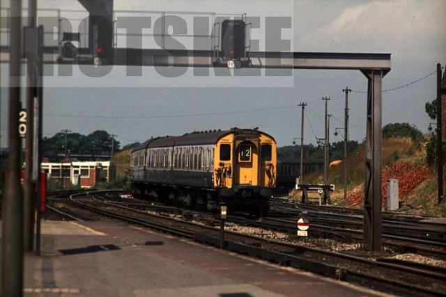 35MM SLIDE BR British Railways Electric EMU Class 411 7150 Tonbridge ...