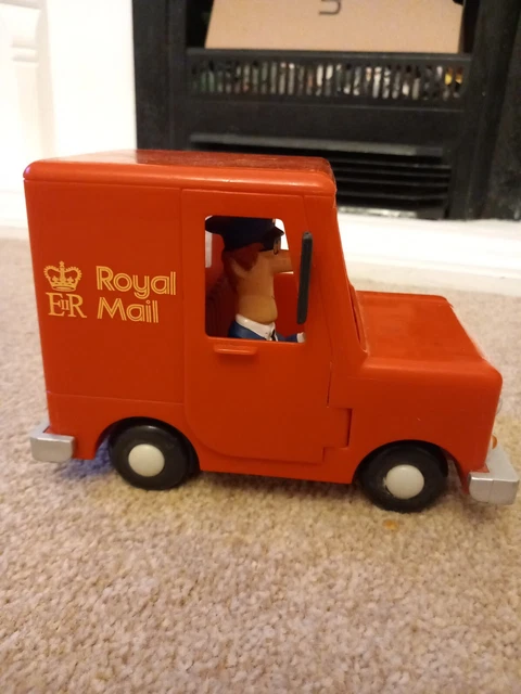 POSTMAN PAT IN Van. Working Wheels And Removable Pat £8.00 - PicClick UK