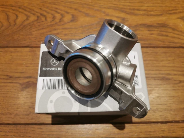 NEW GENUINE OEM Mercedes OM642 3L CDI Diesel Engine Breathing Cover ...