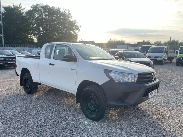 TOYOTA HILUX ACTIVE Extra Cab Pick Up 2.4 D-4D £12,950.00 - PicClick UK