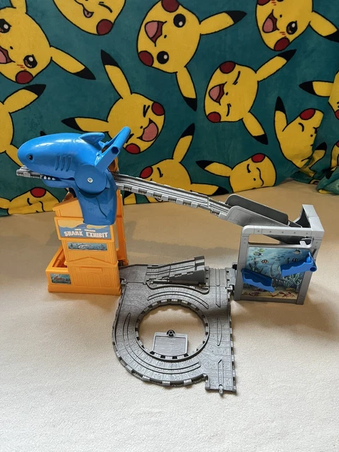 THOMAS & FRIENDS Take N Play Sodor Aquarium Shark Exhibit Play Set ...