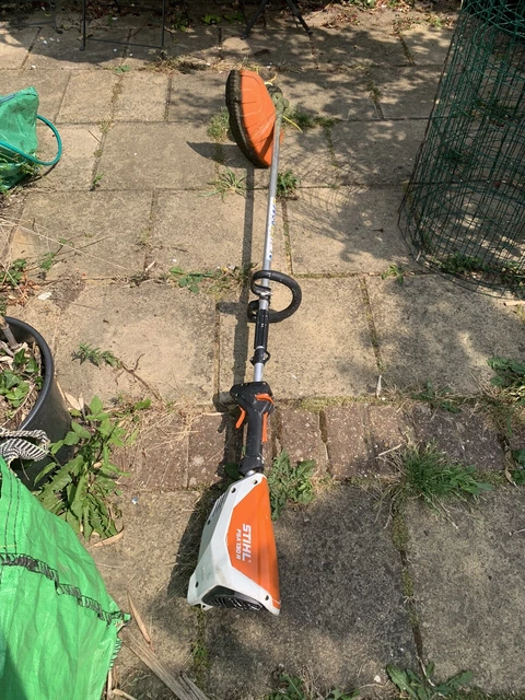 STIHL FSA 130 R Cordless Strimmer £199.00 - PicClick UK