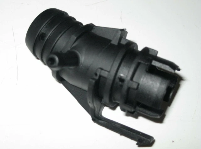 BMW M50 ENGINE Idle Control Air Valve Hose Connector 11611738629 New ...