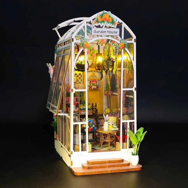 WHITE DIY DOLLHOUSE Craft Kit Unassembled Miniature Cottage with Garden ...