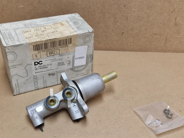 MERCEDES SPRINTER 2T 3T Brake Master Cylinder W901 W902 W903 ...