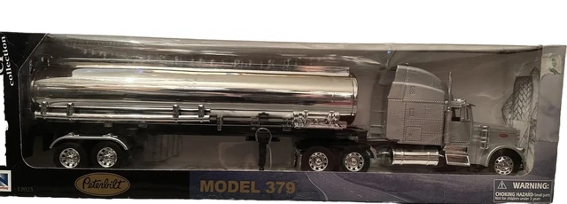 NEW RAY LONG Haul Collection 1/32 scale Peterbilt Model 379 #12023 Semi ...