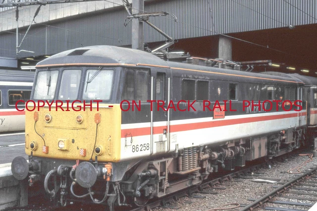 UK RAILWAY PHOTOGRAPH Of Class 86 86258. Rm86-287 £1.70 - PicClick UK