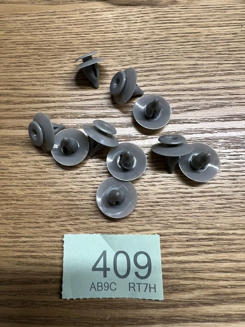 10 X JAGUAR XJS DOOR CASING DOOR CARD CLIPS PLASTIC FIXING RETAINING ...