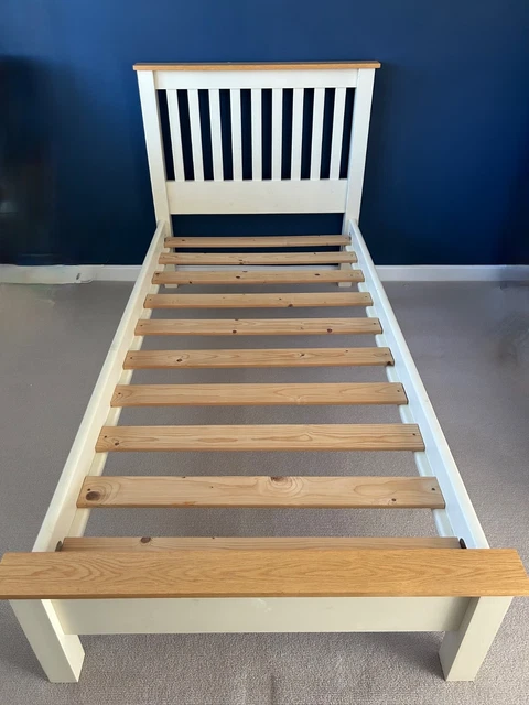 SINGLE PAINTED WOODEN Bed Frame, Used, RG27 £47.50 - PicClick UK