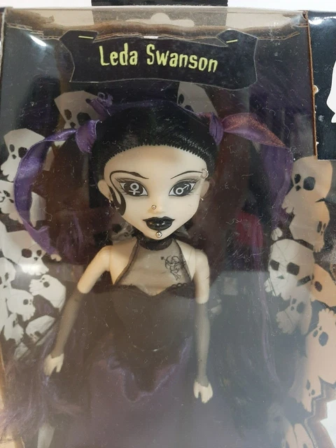 Begoths Collectible Bleeding Edge “leda Swanson” Doll Series 5 New