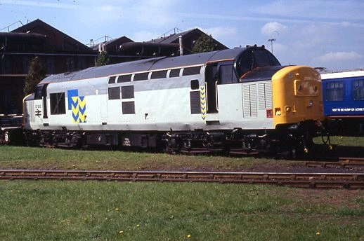 ORIGINAL COLOUR SLIDE of ex works 37902 BR class 37 diesel loco £0.99 ...