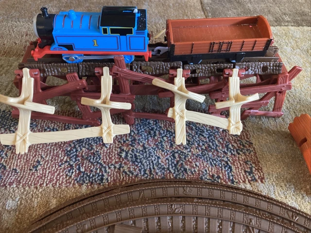 THOMAS & FRIENDS Trackmaster Motorized Railway Train SHAKE SHAKE BRIDGE ...