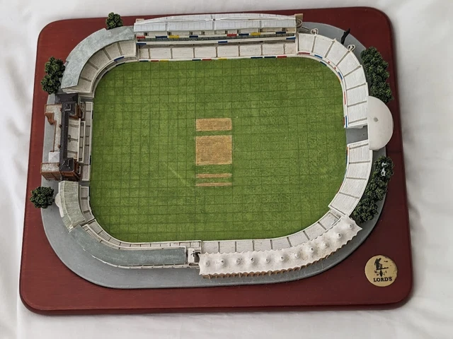 DANBURY MINT LORDS Cricket Ground Model By Alan Mynall 1998 £25.00 ...