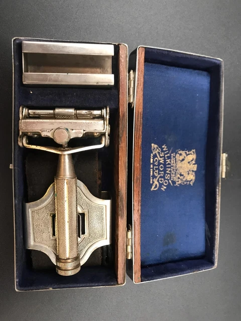 VINTAGE WILKINSON SWORD 7 Day Safety Razor Set w/ Chrome Metal Case ...