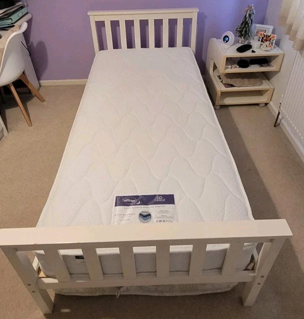 WHITE WOOD SINGLE Bed Frame and Silent Night Miracoil Mattress £52.70 ...