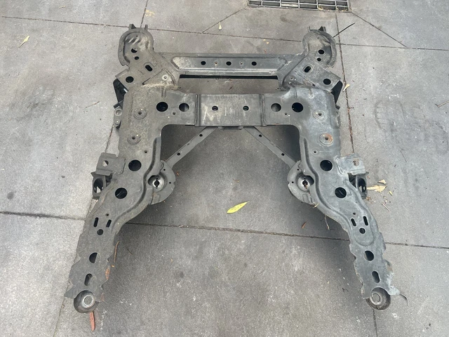 HOLDEN VF COMMODORE Front Suspension Subframe $300.00 - PicClick AU