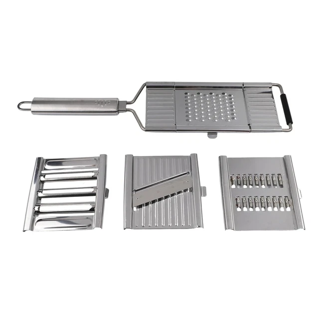 TRANCHER LA GRILLE et hacher une variété d'ingrédients avec un ensemble ...