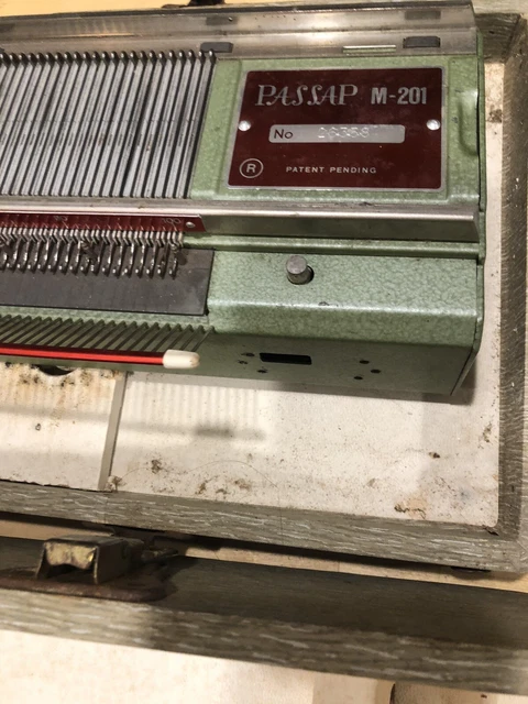 SPEED-O-KNIT PASSAP M-201 knitting machine UNTESTED comes With Original ...
