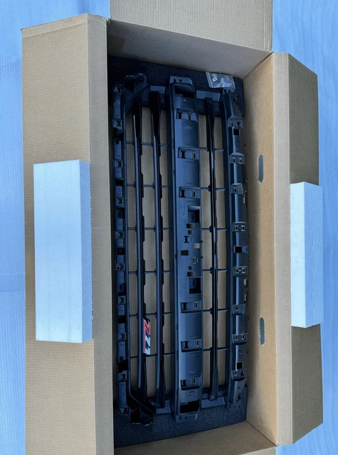 🌟2016-2019🌟CHEVY CHEVROLET SILVERADO Z71 FRONT GRILLE OEM 🌟New🌟84056783 ...