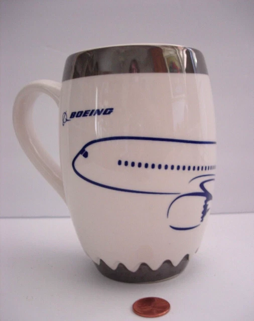 RARE AVIATION AIRPLANE Boeing 787 Dreamliner Engine 16 oz coffee tea ...