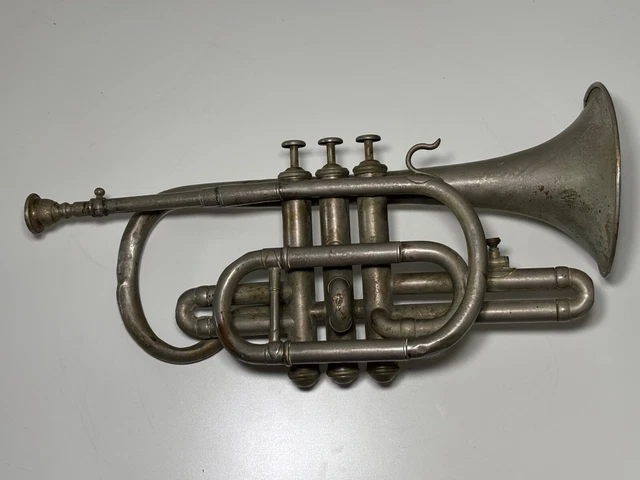 TROMPETTE EN MÉTAL ancienne, cornet à trois piston, instrument de ...