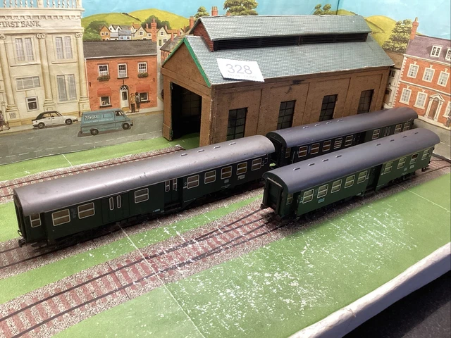 3X ROCO HO Gauge DB 1st/2nd Class & 2nd / Baggage Commuter Coaches See ...