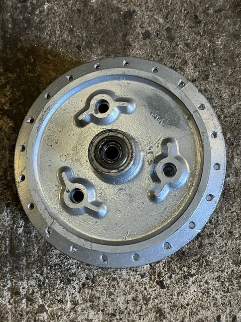 NORTON DOMINATOR / Commando, Atlas? Rear Wheel Hub Used. EUR 47,99 ...