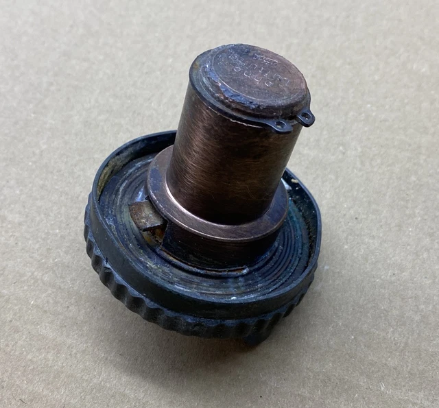 GENUINE MERCEDES W114 W115 W108 W123 R107 C107 W116 Fuel Tank Spigot ...