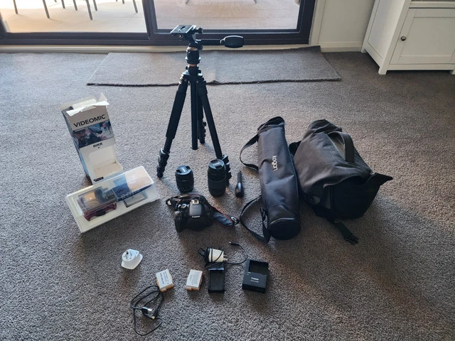 CANON EOS 700D Digital Camera Package - See Description For What's ...