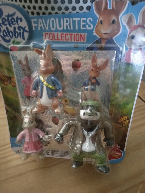 PETER RABBIT FRIENDS Figures Tommy Brock Badger Figure (non posable) £ ...