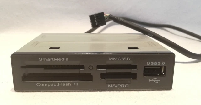 SAMSUNG SEMA SFD-321F / H4UBE, CompactFlash I/II, MMC/SD, USB2.0, MS ...