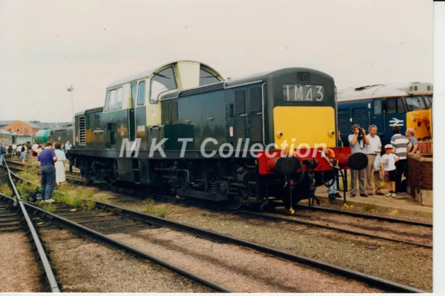 RAIL PHOTO CLASS 17 D8568 Clayton @ Gloucester Horton Road 4/8/91 £1.50 ... RAIL PHOTO CLASS 17 D8568 Clayton @ Gloucester Horton Road 4/8/91 £1.50 ...
