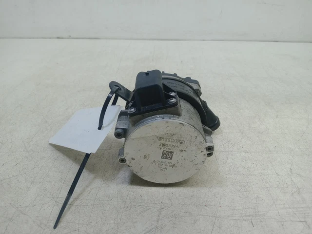 VOLVO XC90 COOLANT Water Pump Hybrid Battery 31338384 Mk2 2015 - 2024 £ ...