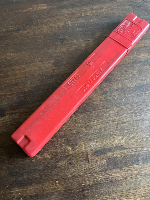 AUDI TT 8N Mk1 98-06 Rear Boot Hazard Warning Triangle 8D9860251B £7.50 ...